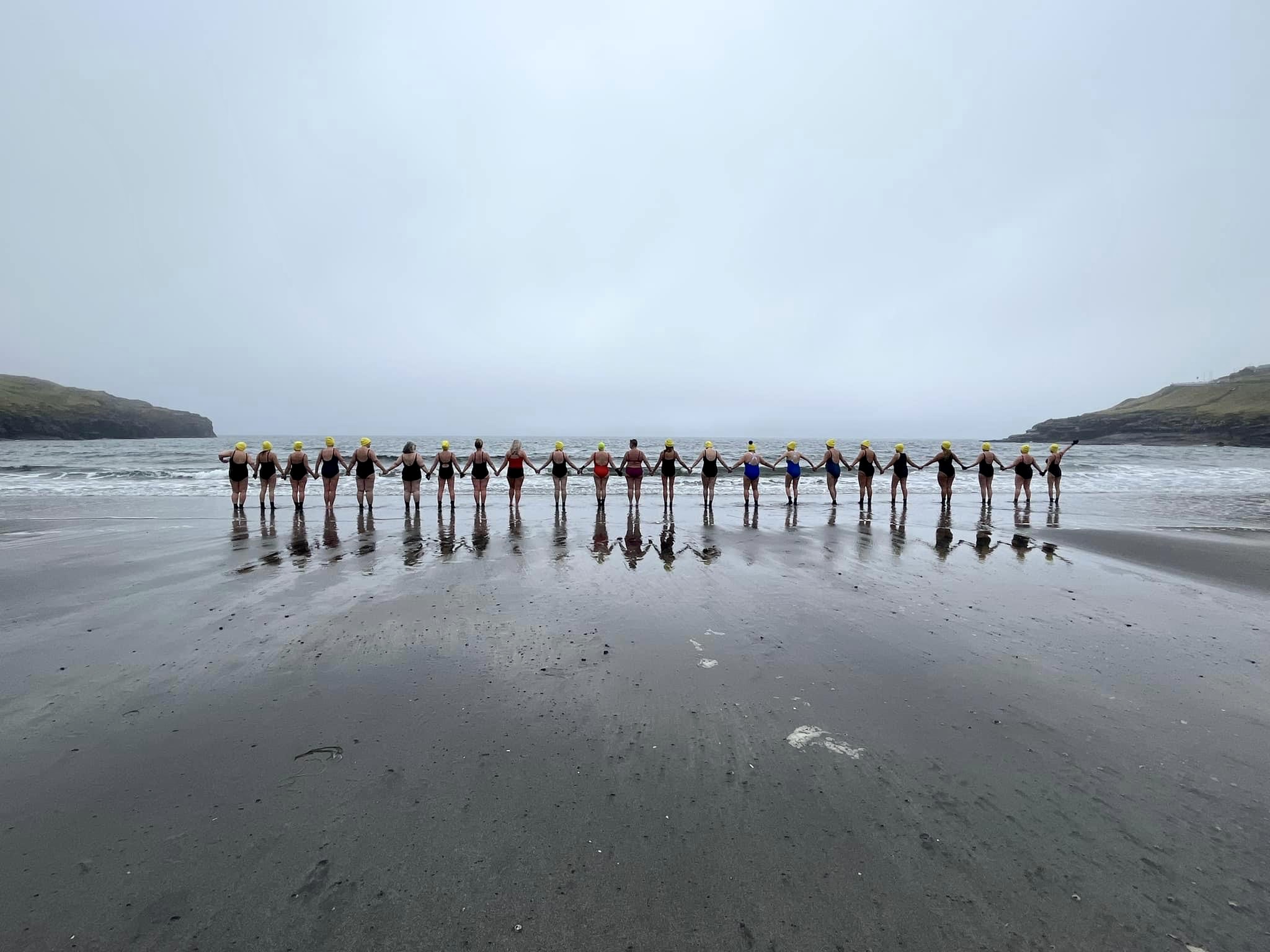 Glaðari þú – sea swimming group from Iceland - NATA